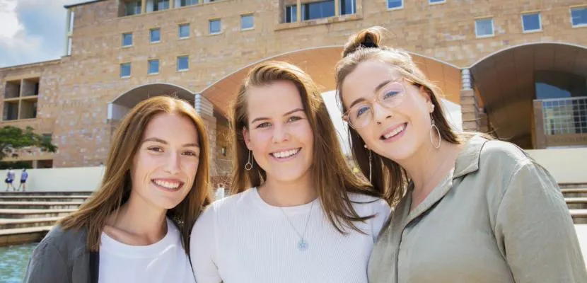 Bond University : Courses, Fees, Rankings & Scholarships